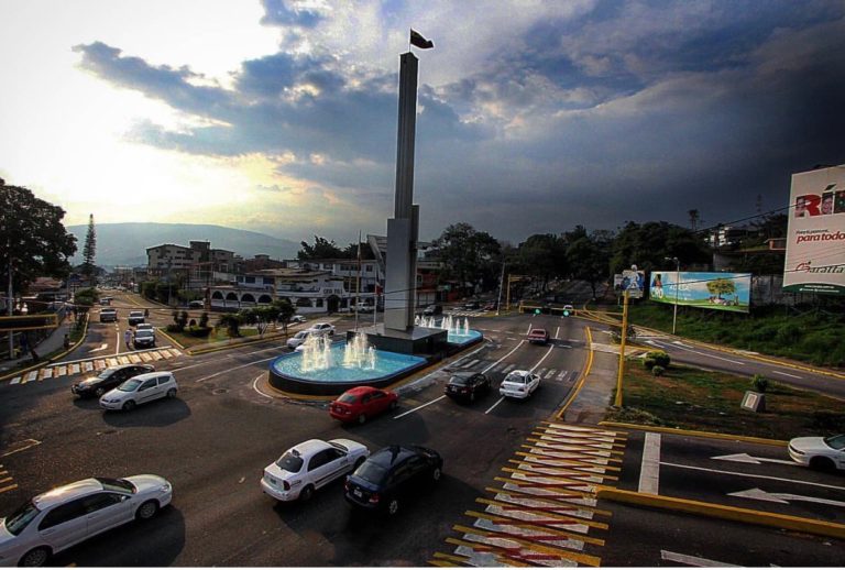 460 años de San Cristóbal, una ciudad entre la tradición y la crisis