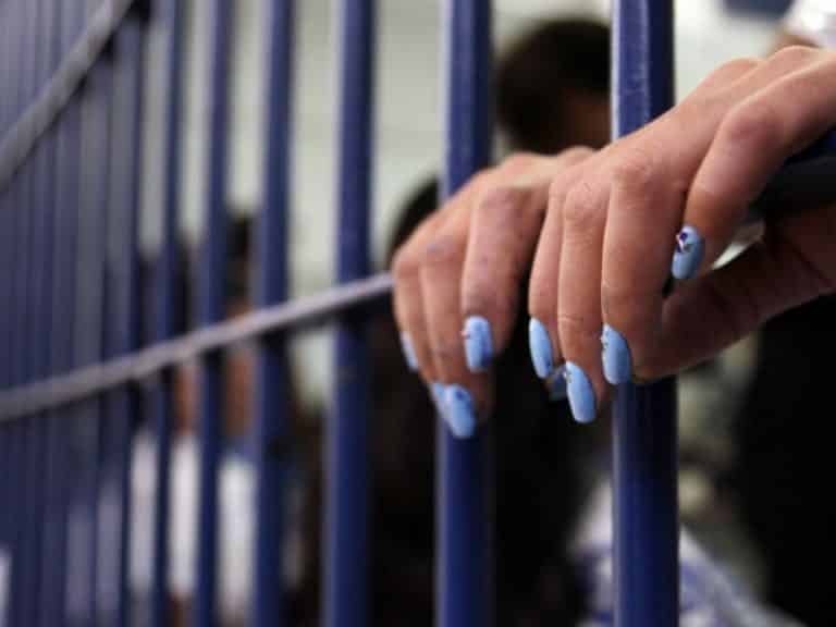 Mujeres En Las Cárceles De Venezuela Entre El Hacinamiento Y La