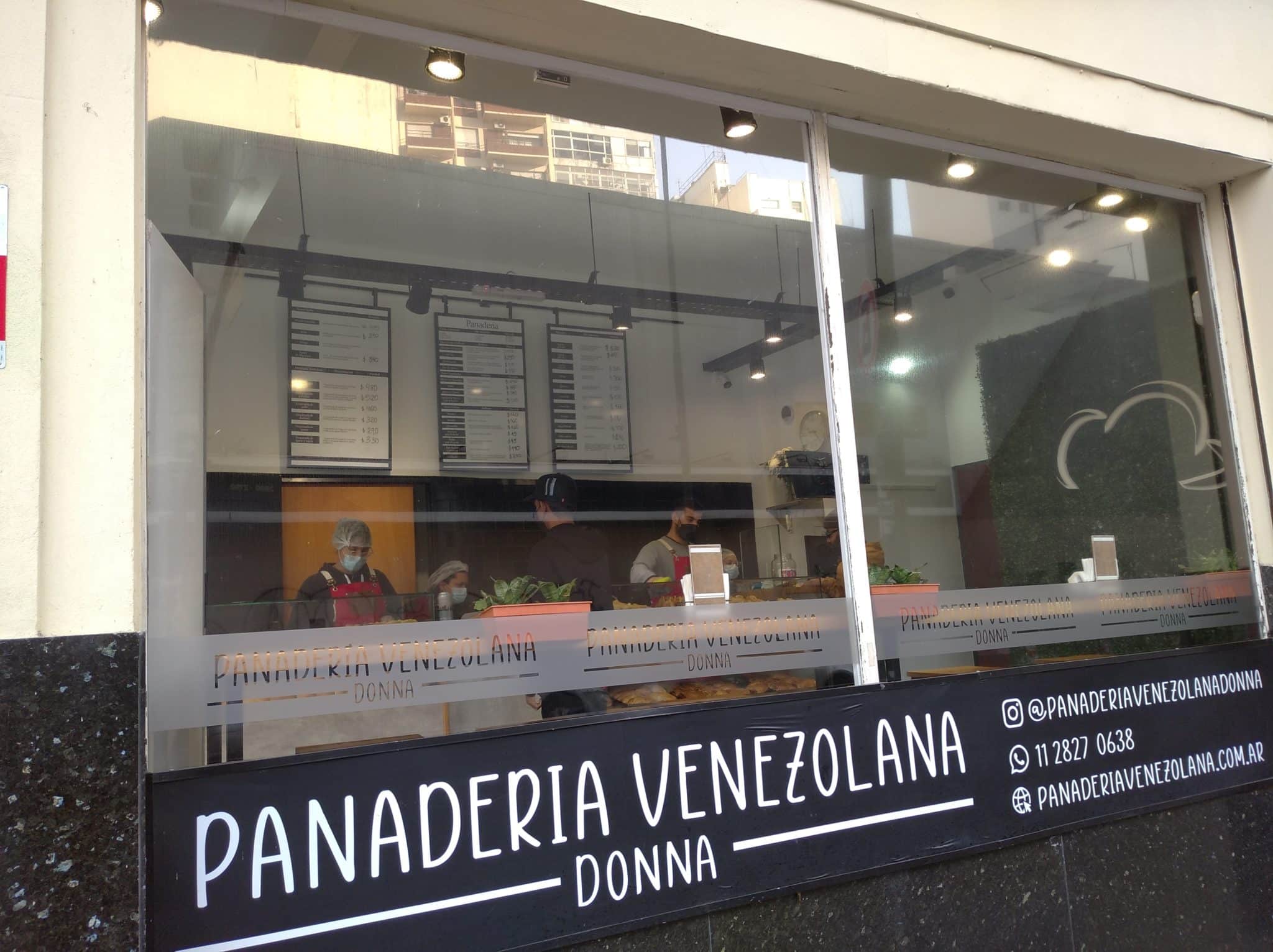 Panadería venezolana cambia la forma de desayunar de los argentinos