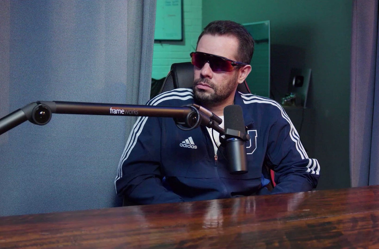 Chris Andrade: “Casi siempre estoy pensando en comedia”