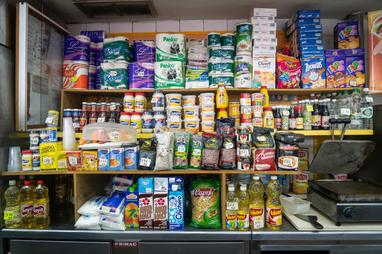 ¿Cuántos cuestan los productos básicos en Caracas?