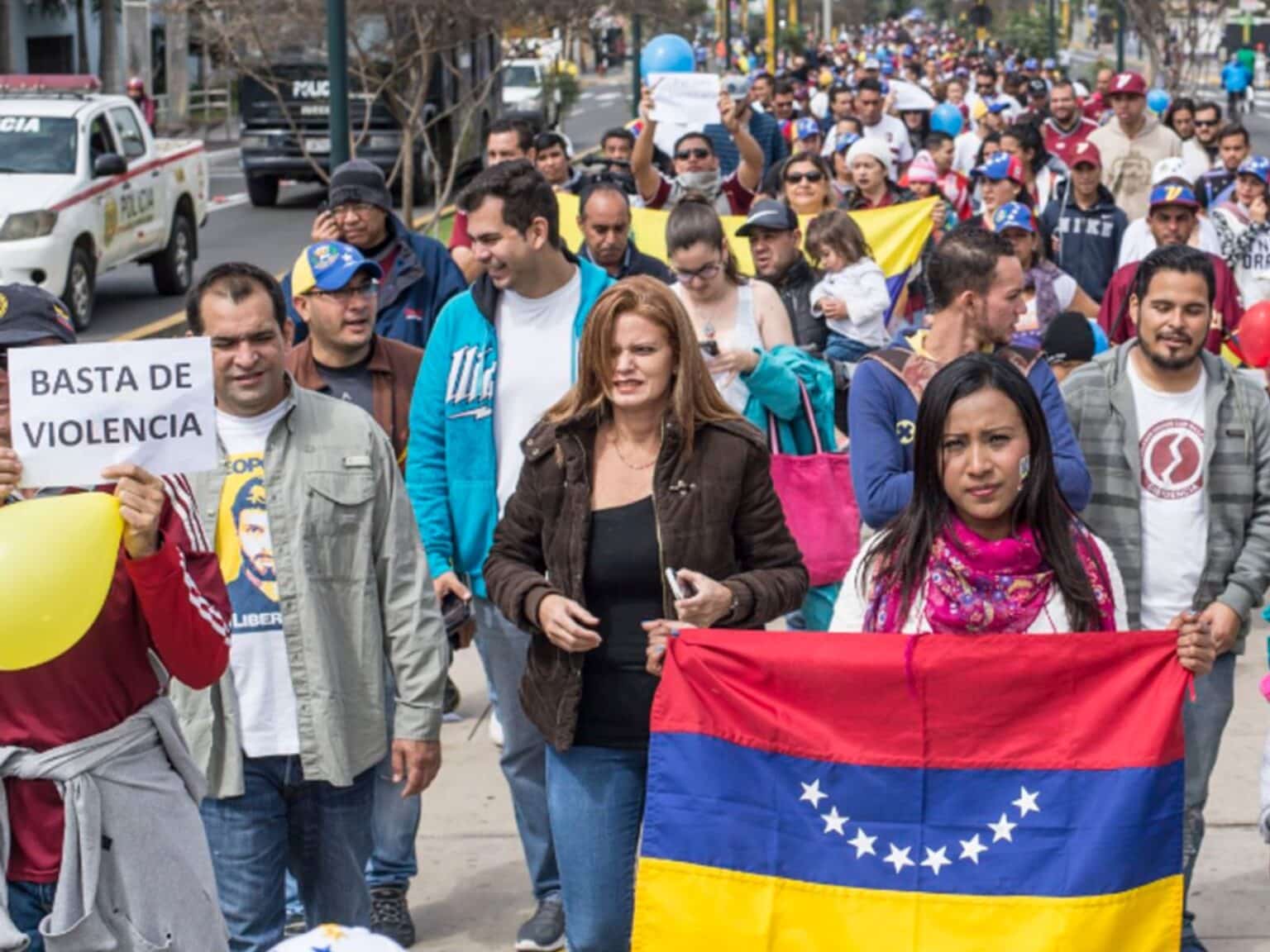 ¿Cómo funciona InfoContigo, la plataforma para atender a migrantes y ...