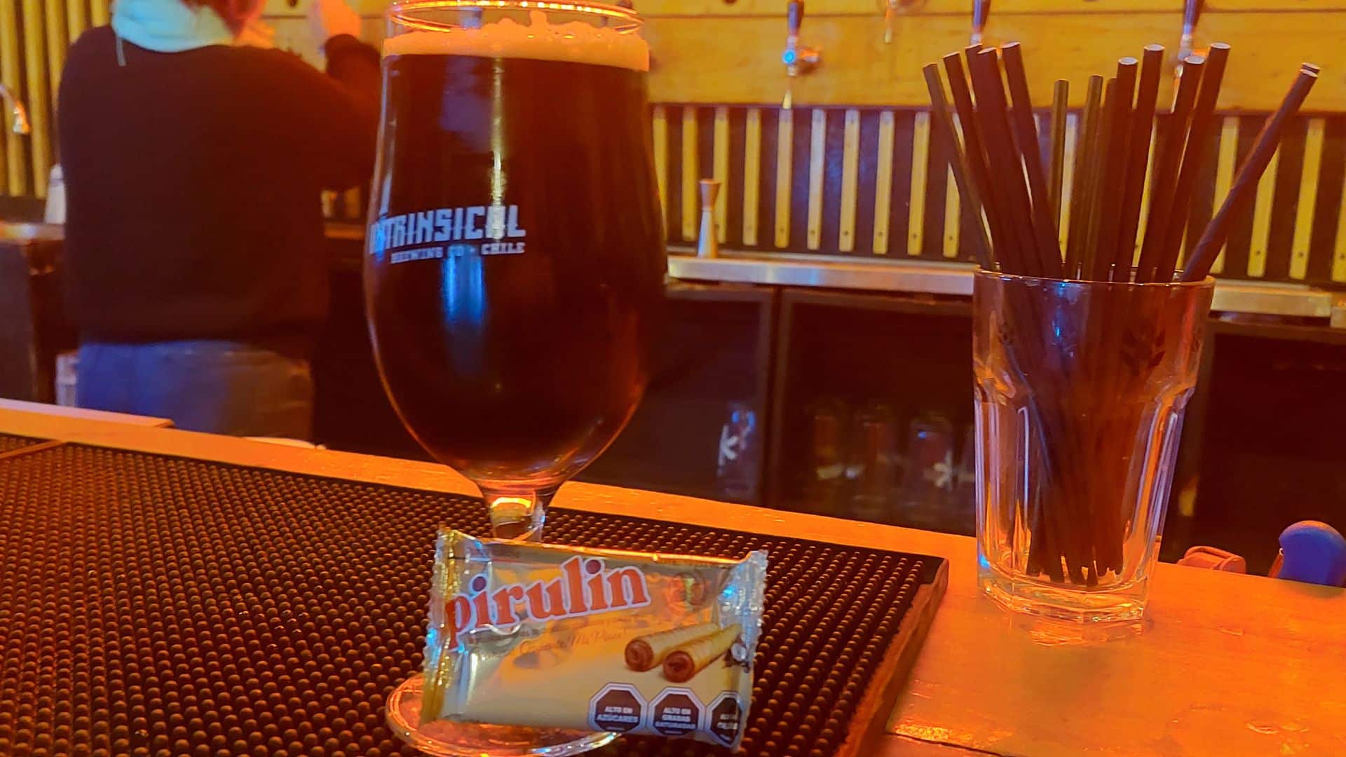 Una golosina venezolana inspiró la creación de una cerveza chilena
