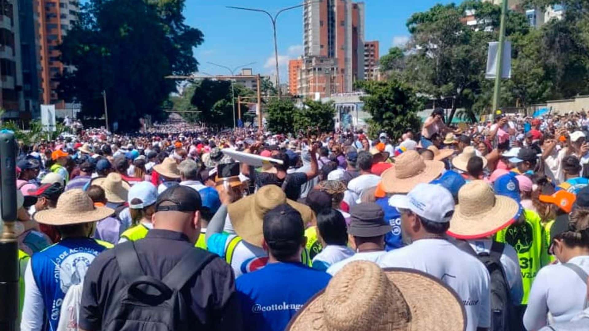 Así transcurrió la procesión de la Divina Pastora en Lara