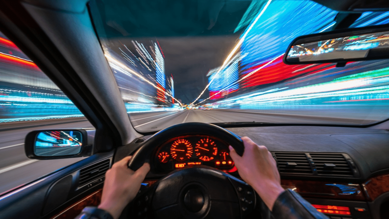 ¿Qué es el efecto túnel y cómo afecta la visión al volante?