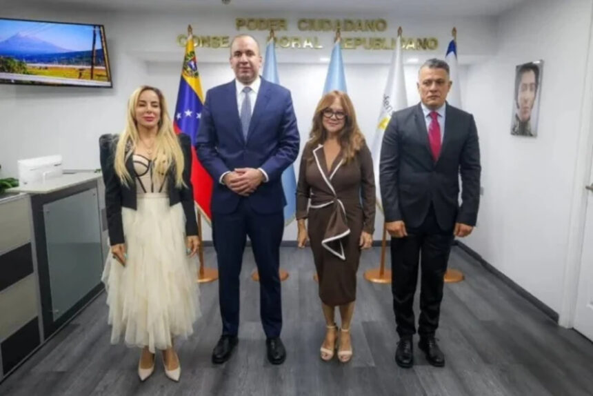 Designan a Larry Devoe como presidente del Consejo Moral Republicano